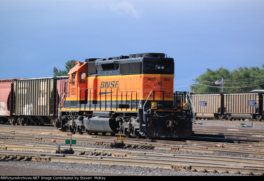 BNSF 1850